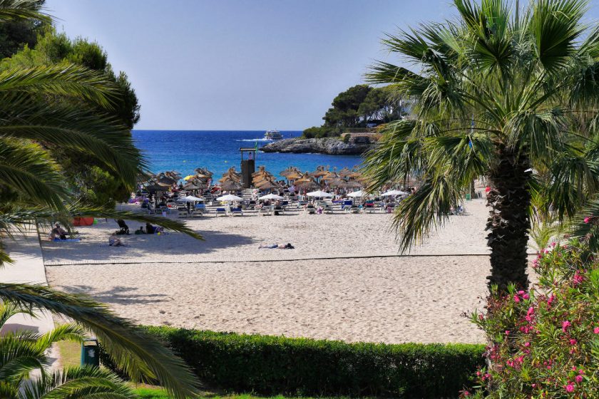 033/365 Cala Gran (Cala d'Or) - MallorcaGURU